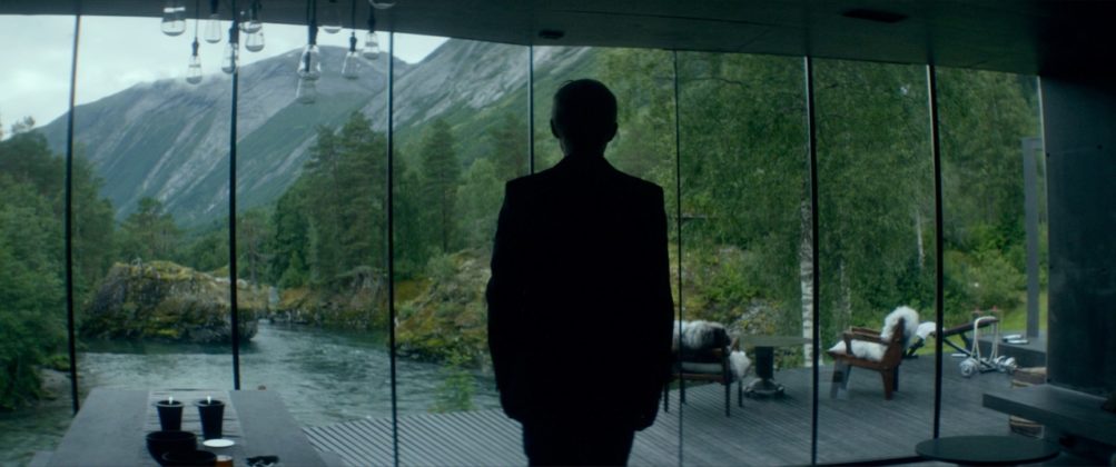 14 Brilliant Stills From Ex Machina (2014) - Our Culture