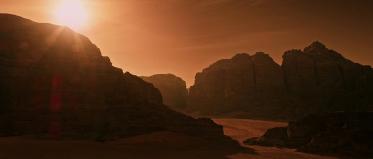 15 Brilliant Stills From The Martian (2016) - Our Culture