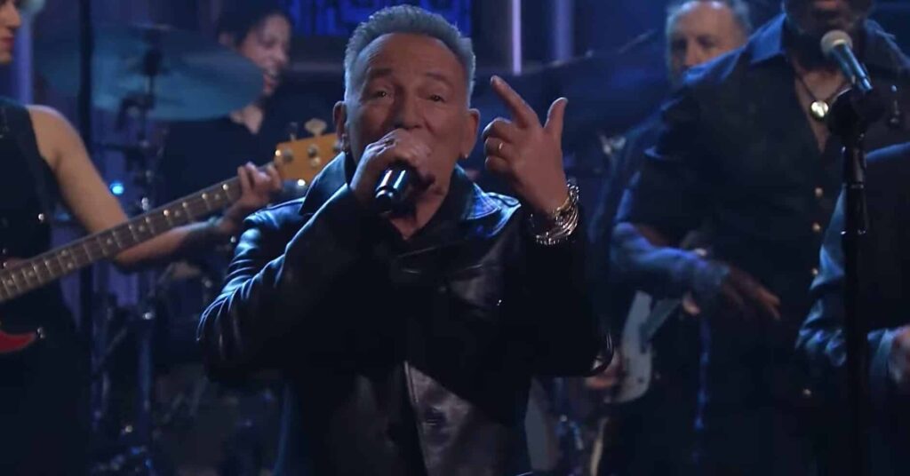 Watch Bruce Springsteen Perform 'Turn Back the Hands of Time' on ...