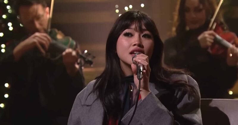 Watch beabadoobee Perform 'The Perfect Pair' on 'Fallon' - Our Culture