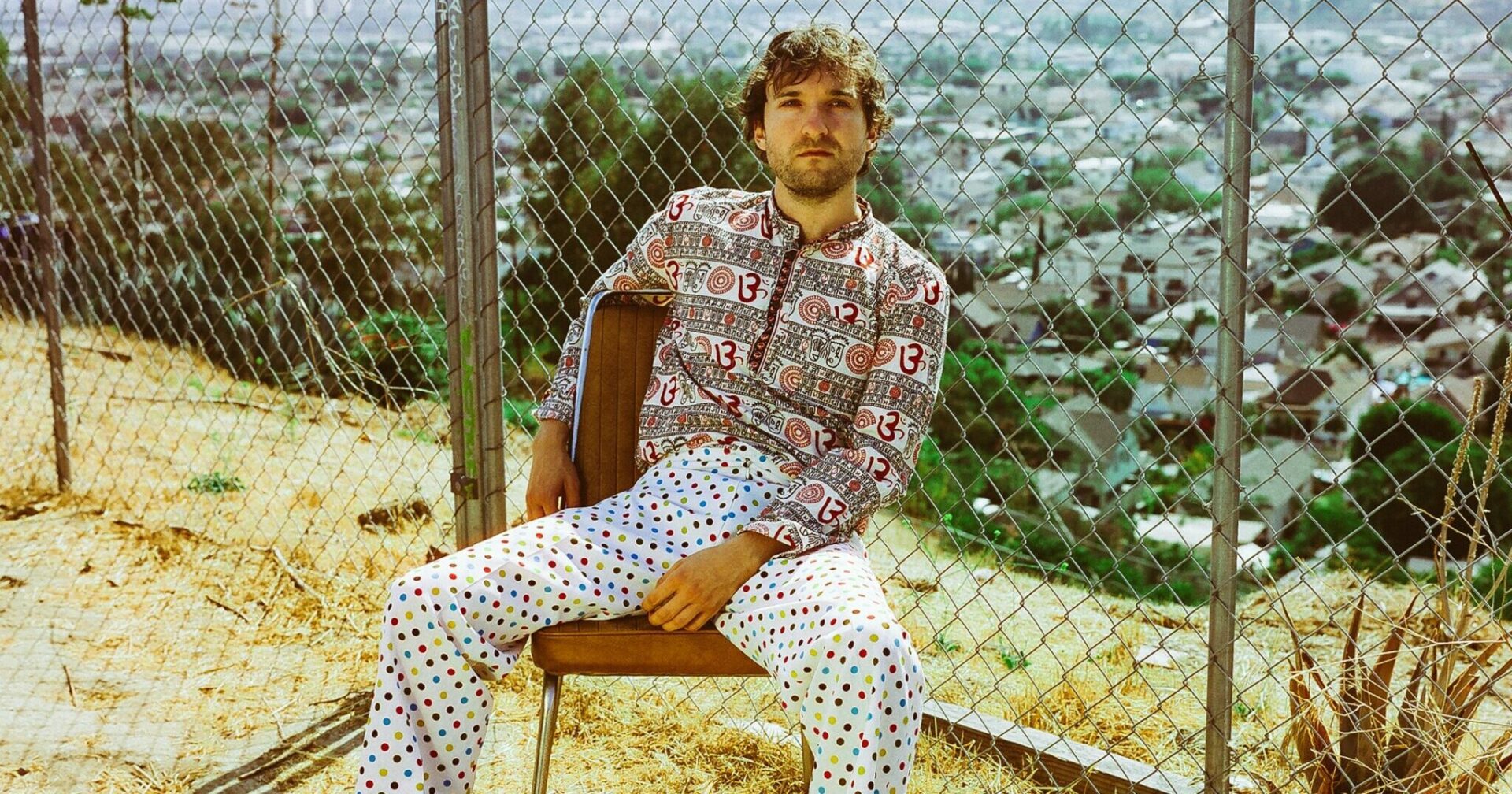 Angelo De Augustine Shares New Single 'The Ballad of Betty and Barney ...