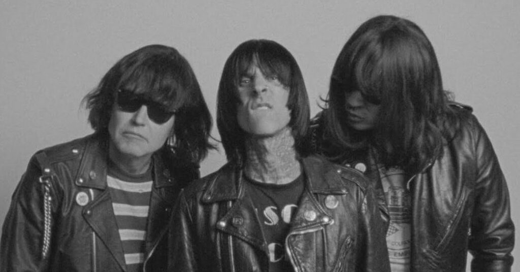 Blink-182 Pay Homage to Ramones in Video for New Single 'Dance With Me ...