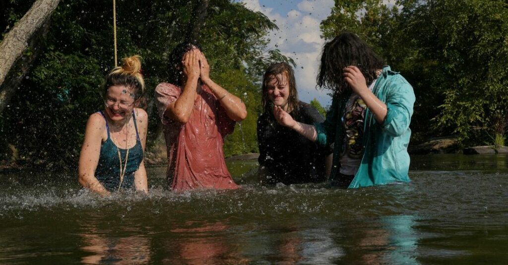 Truth Club Release New Single 'Siphon' - Our Culture