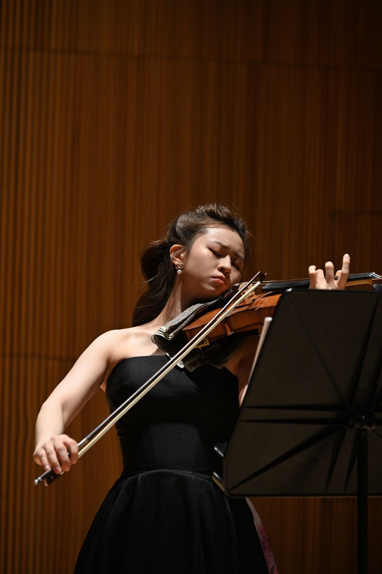Melodies in the Spring Breeze: A Symphony of Nature and Music at Mary ...