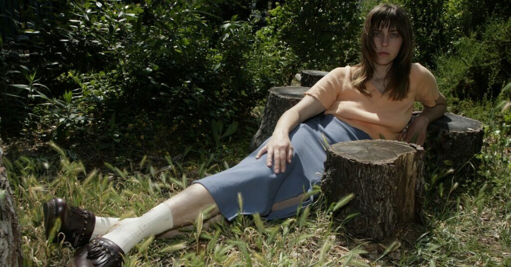 Anna McClellan Announces New Album 'Electric Bouquet', Shares New ...