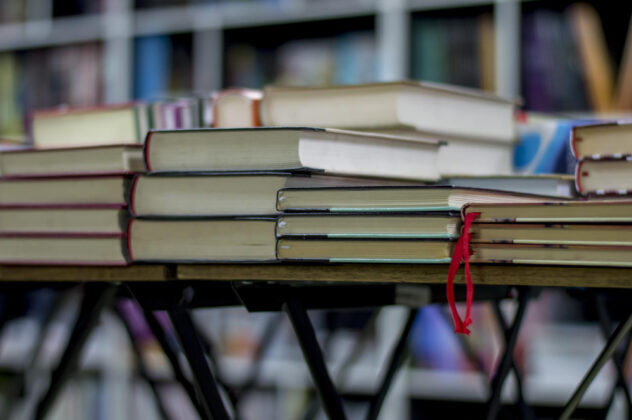 The Most Popular Australian Books of 2025: A Year in Review - Our Culture