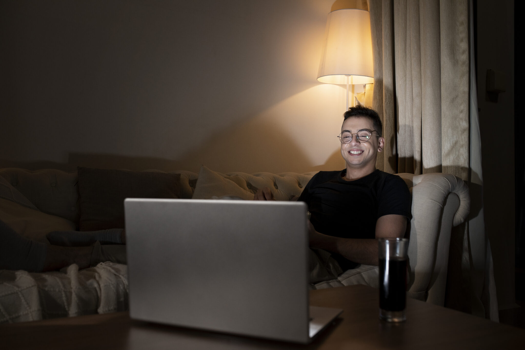 Tubi Alternatives, Mirror Sites & Reddit Updates - Our Culture